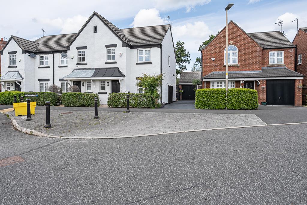 Over Fair Close, Winsford – CW Estate Agents